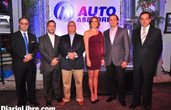 Auto Asesores inauguró su moderno showroom - Diario Libre