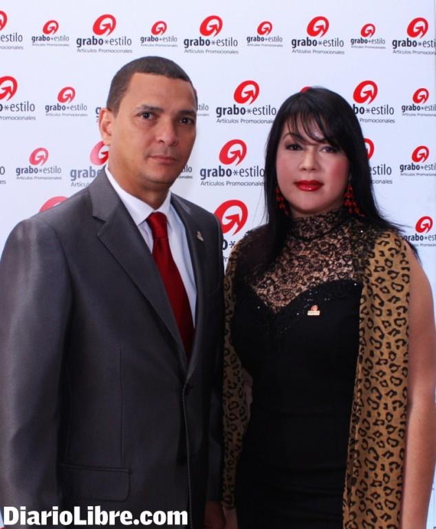 Grabo Estilo exhibe su catálogo de regalos - Diario Libre