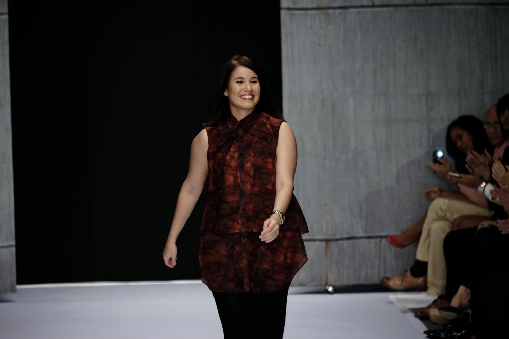 'Under the Microscope' de Angie Polanco - Diario Libre