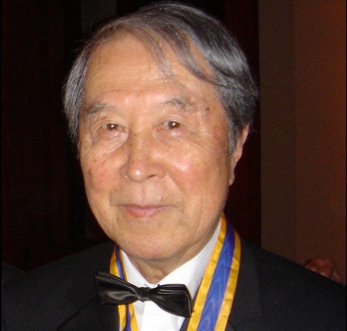 Fallece a los 94 años Yoichiro Nambu, premio Nobel de Física 2008 ...